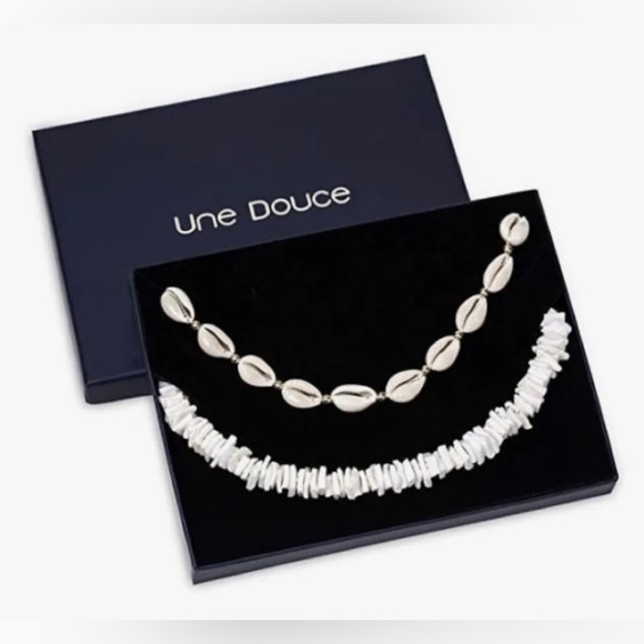 Une Douce | Jewelry | Une Douce Puka Shell Choker Necklace Set Beach ...